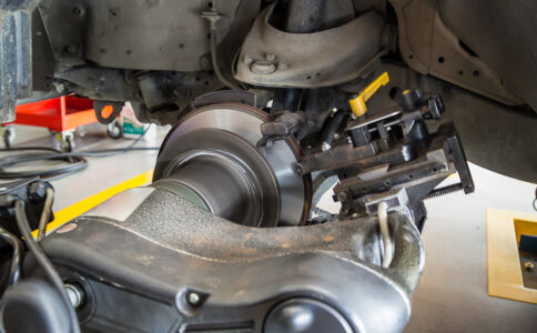 How to Choose the Right Brake Lathe for Your Auto Shop Allied Inc
